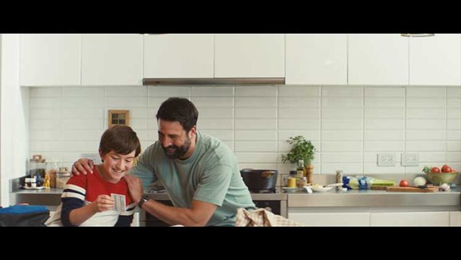 Topps Commercial Hits the Hobby Heartstrings