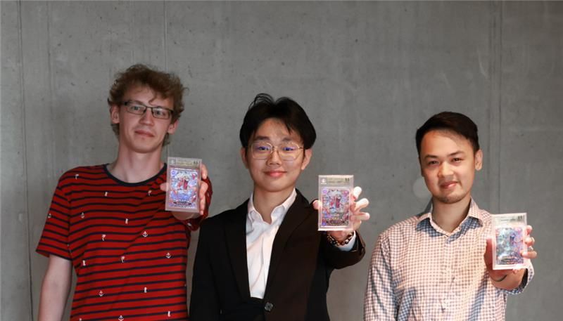 A First in TCG: Beckett Grades One Piece Worlds Prize Cards with Custom ...